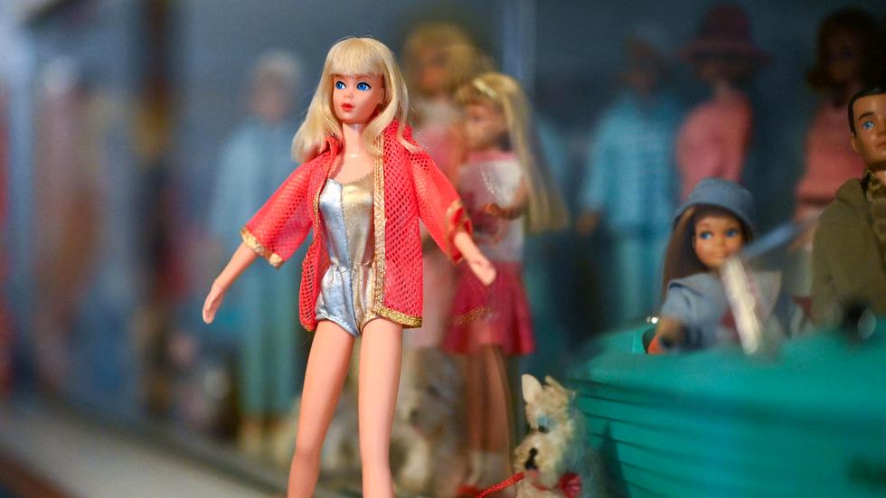 Barbie-Sammlung: "Meine Barbies haben zwei eigene Zimmer" | ZEIT ONLINE