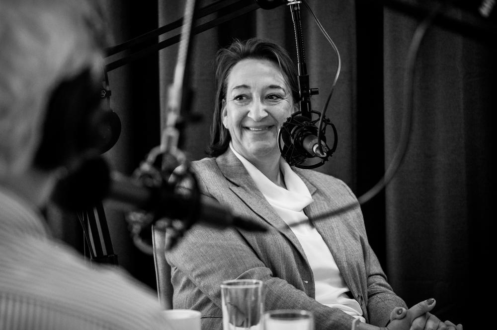 Karina Ansos: "Die Gen Z bringt sich ein und ist sehr kreativ" | DIE ZEIT