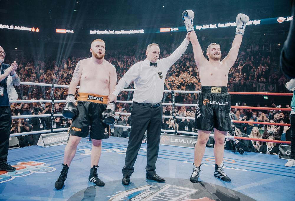 Trymacs und MckyTV: "Fight Night" statt "Fortnite" | DIE ZEIT