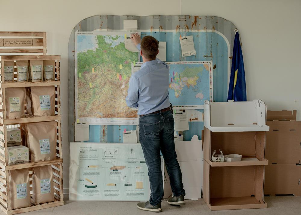 Insekten als Futtermittel: Die Mast der Maden | ZEIT ONLINE