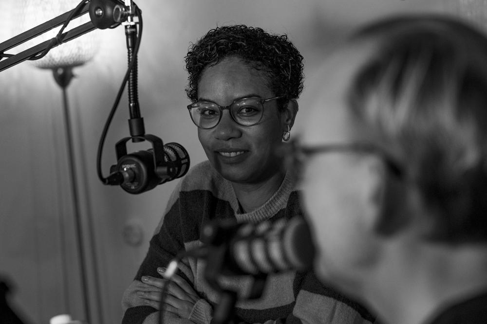 Podcast: "Alles gesagt?": Hadija Haruna-Oelker, wie schön ist die ...