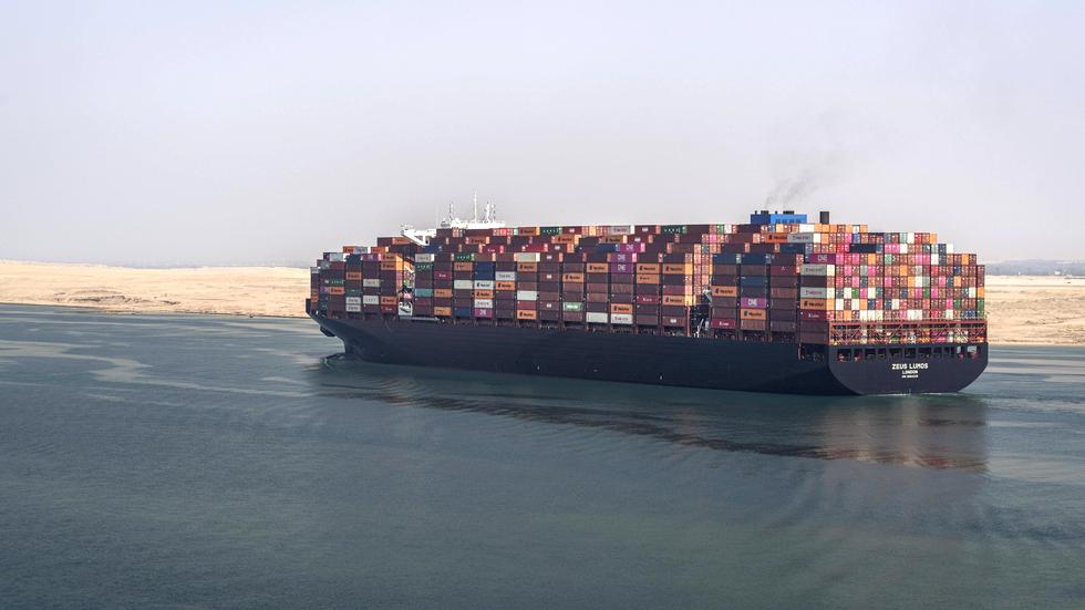 Hapag-Lloyd: Deutsches Containerschiff im Roten Meer unter Beschuss ...