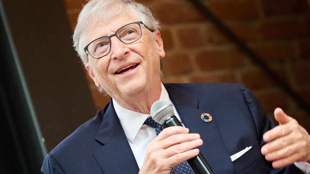Epstein-Akten: Bill Gates entschuldigt sich für Treffen mit Jeffrey ...