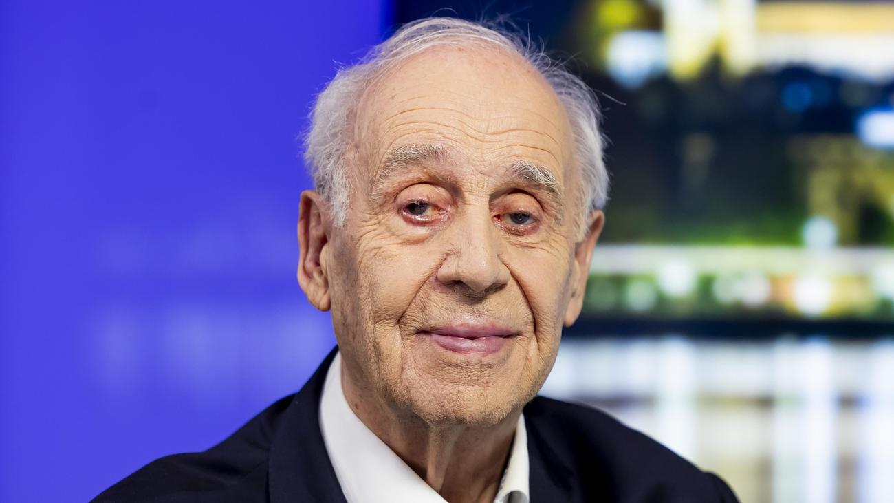 Schweiz: Soziologe Jean Ziegler ist tot | DIE ZEIT