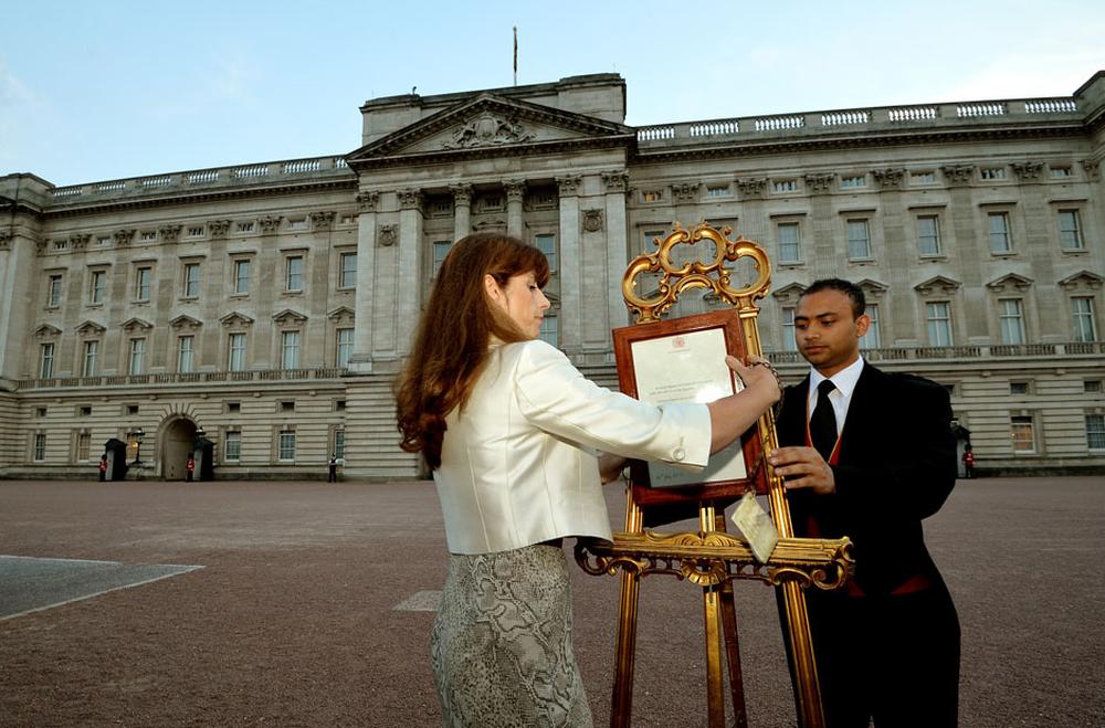 Britische Thronfolge: Baby Namenlos verzückt weltweit | ZEIT ONLINE
