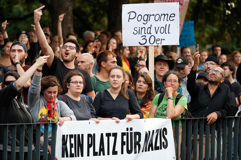 Demonstrationen: Verletzte bei rechten Protesten in Chemnitz | ZEIT ONLINE