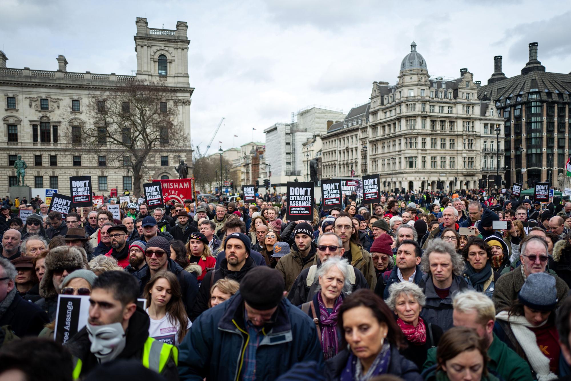 Demonstration In London Prominente Unterstützer Fordern Assanges Freilassung Zeit Online