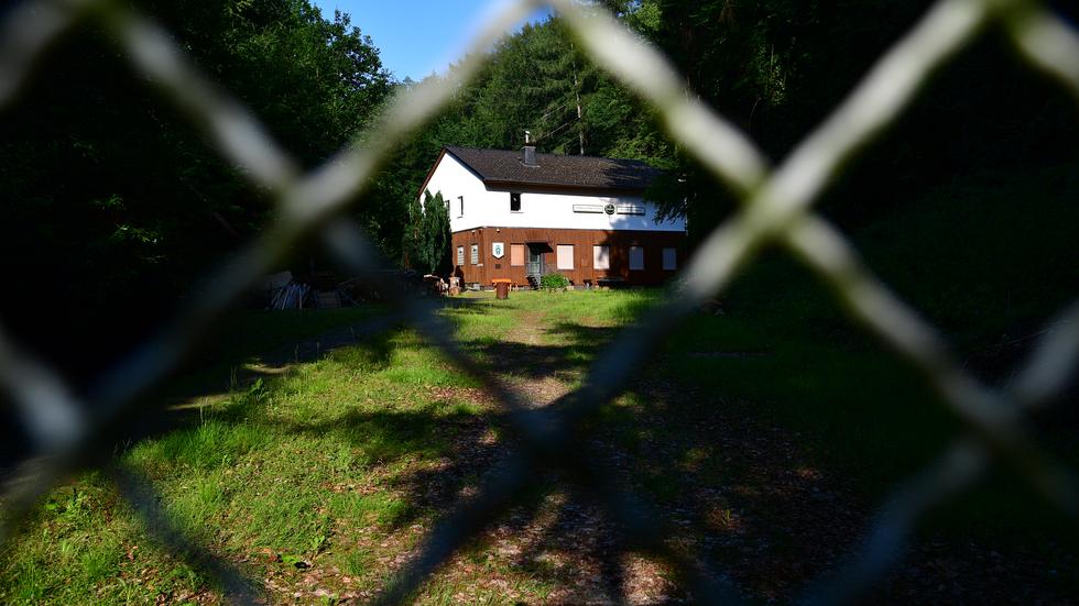 Lübcke-Mord: Mörder von Walter Lübcke verweigert im U-Ausschuss die ...