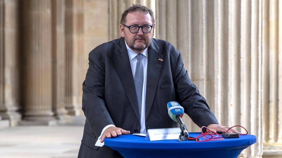 Potsdam: Walter Homolka gibt Leitung des Abraham Geiger Kollegs ab ...