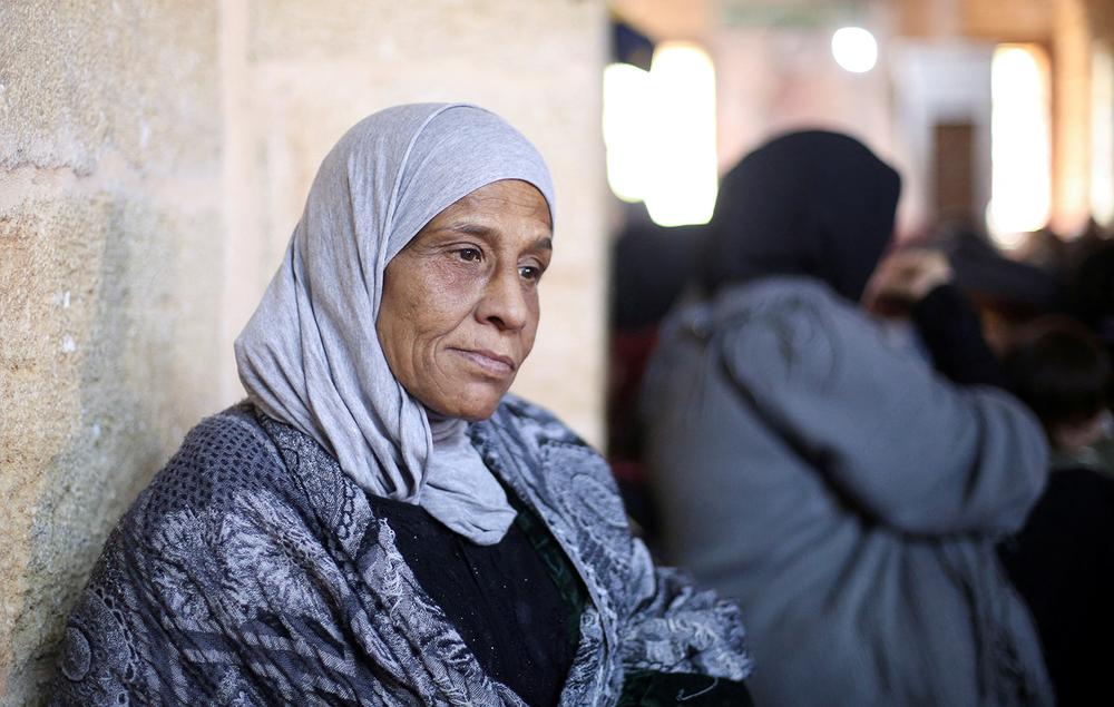 Erdbeben in Syrien: Auf sich allein gestellt | DIE ZEIT