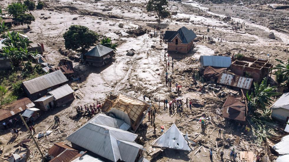 Demokratische Republik Kongo: Fast 400 Tote nach Überschwemmungen im ...