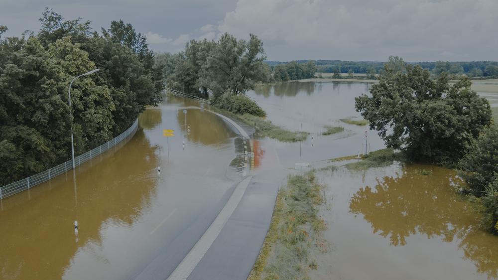 Unwetter in Süddeutschland: Hier ist die Lage besonders kritisch | ZEIT ONLINE
