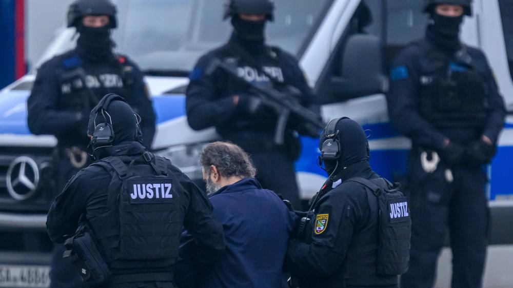Prozess um Anschlag auf Weihnachtsmarkt: Anklage gegen mutmaßlichen Attentäter von Magdeburg ...