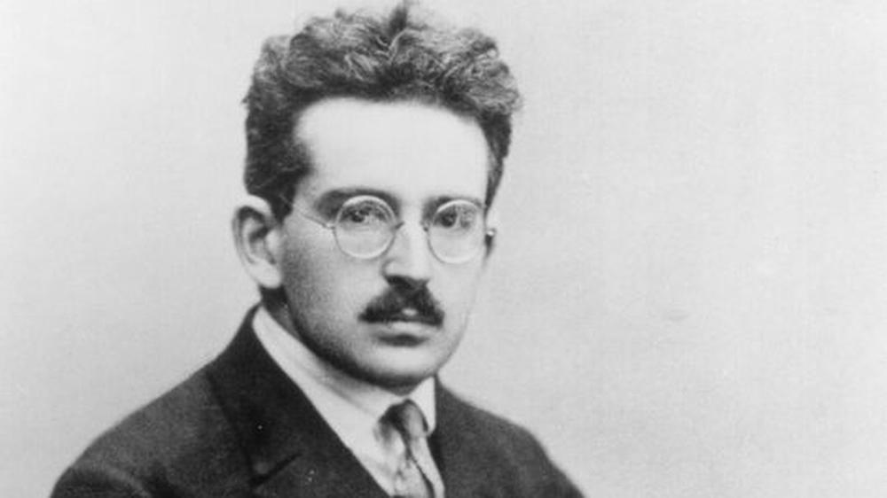 Walter Benjamin: Dies sonderbare Gespinst aus Raum und Zeit | DIE ZEIT