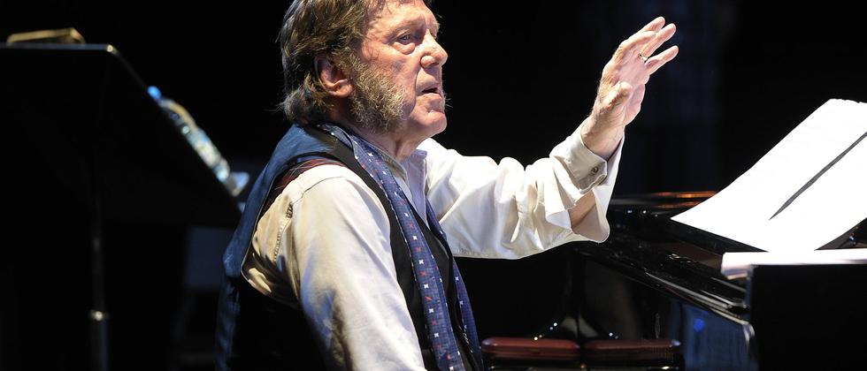 ZEIT ONLINE | Nachrichten, Hintergründe und Debatten