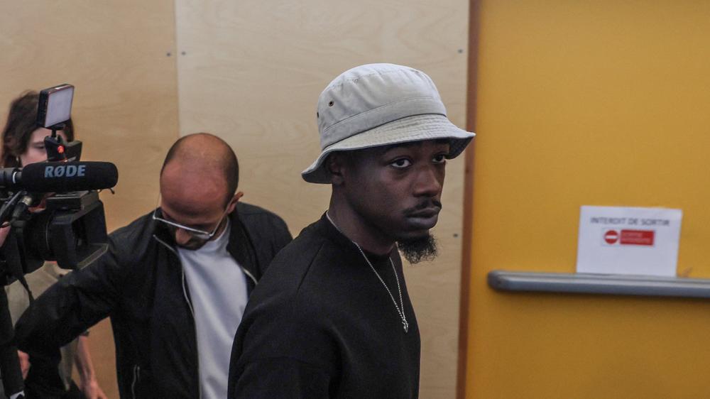 Paris: Französischer Rapper MHD zu zwölf Jahren Haft verurteilt | DIE ZEIT