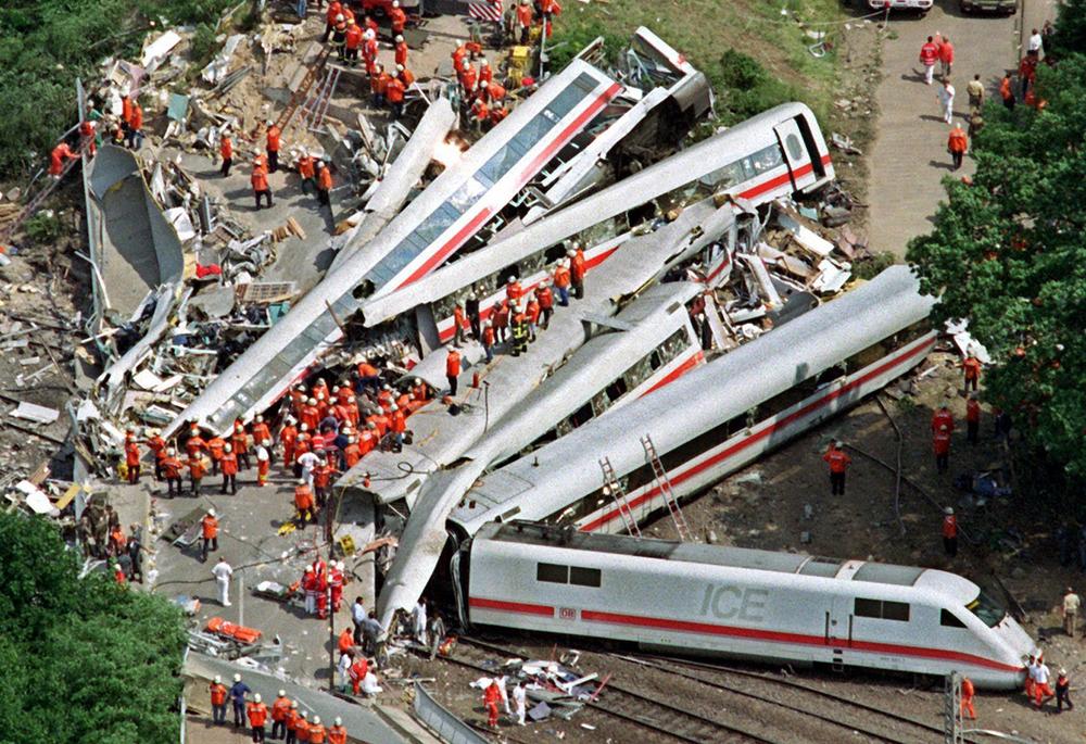 ICE: 30 Jahre Hochgeschwindigkeit | DIE ZEIT
