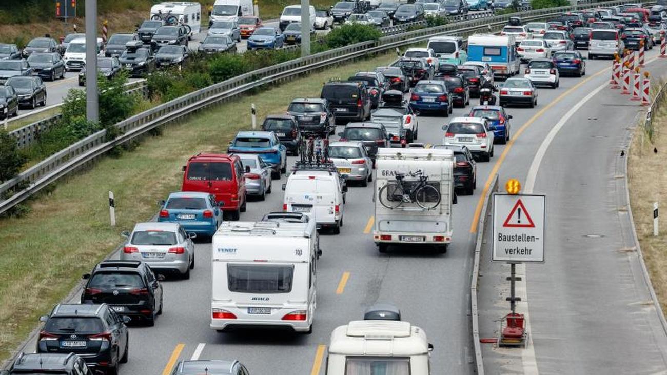 Ferien-Verkehr: Wo Sie in den kommenden Tagen am längsten im Stau ...