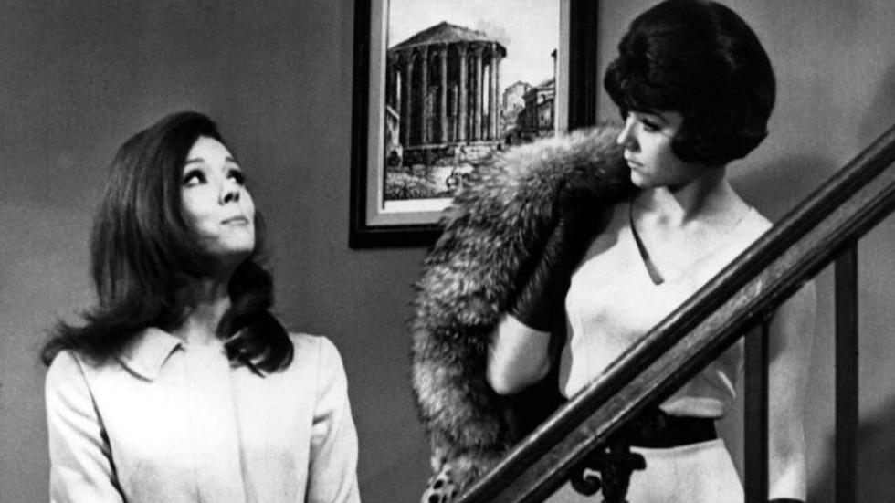 TV-Agentin Emma Peel: Schauspielerin Diana Rigg stirbt mit 82 Jahren an ...