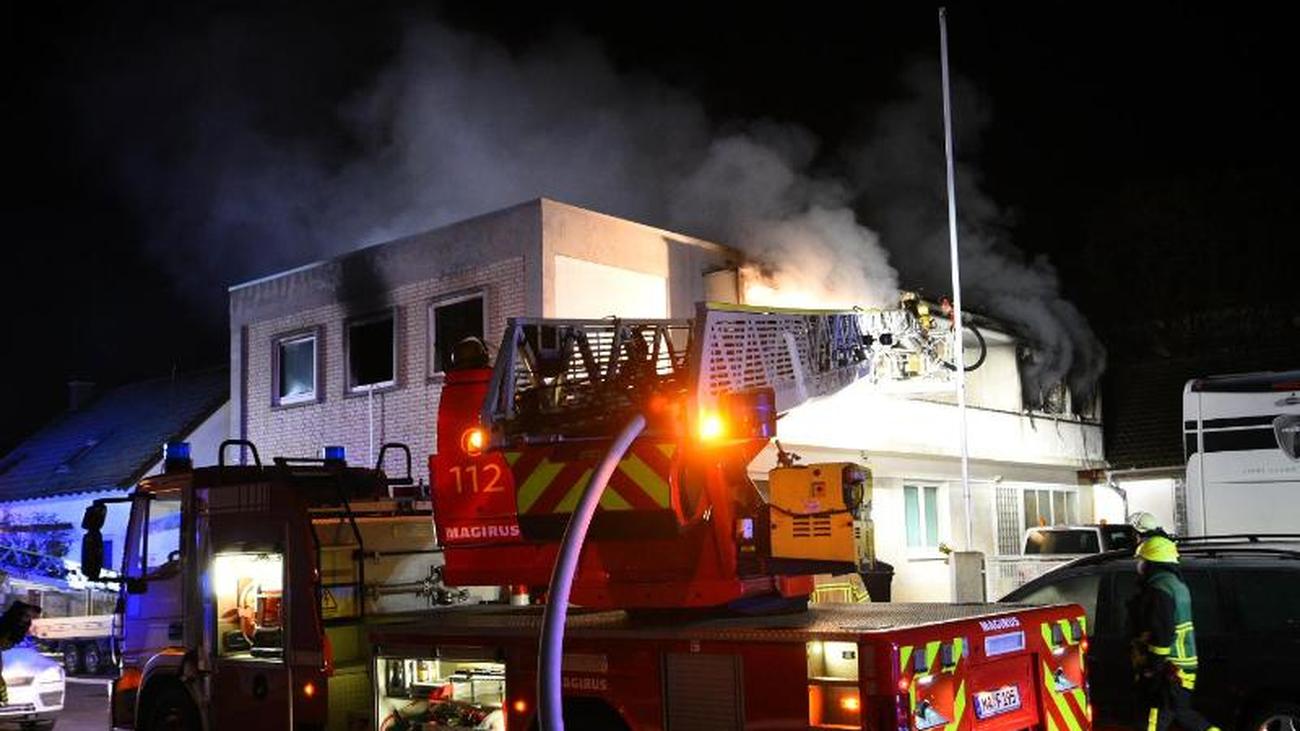 Brände: Mannheim: Zwei Verletzte und 250 000 Euro Schaden bei Brand | DIE ZEIT