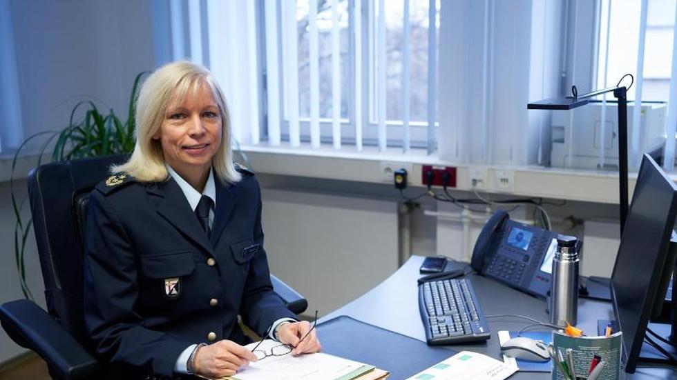 Polizei: Bundespolizei hat neue Präsidentin für drei Bundesländer ...