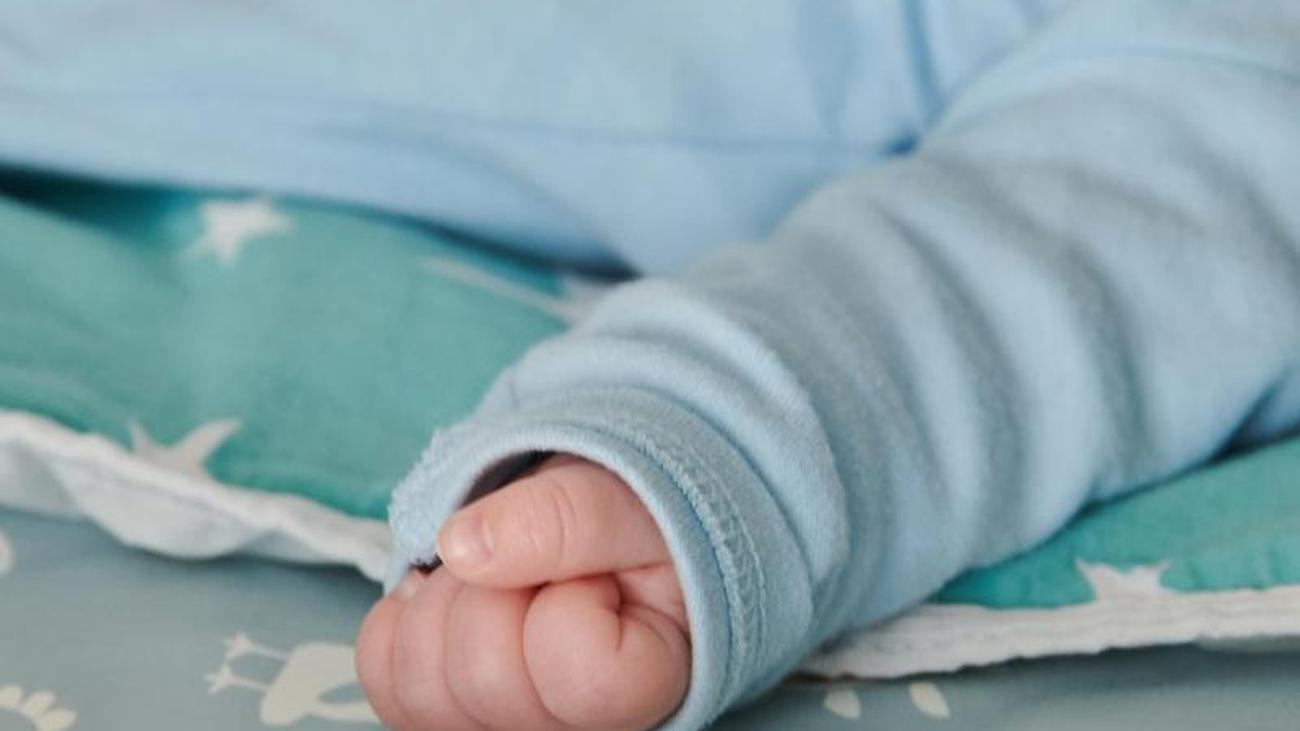 Statistik: Mehr Geburten im März als in den Jahren zuvor | ZEIT ONLINE