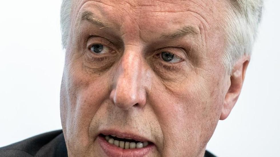 Verkehr: Duisburger Hafenchef Staake geht früher | ZEIT ONLINE