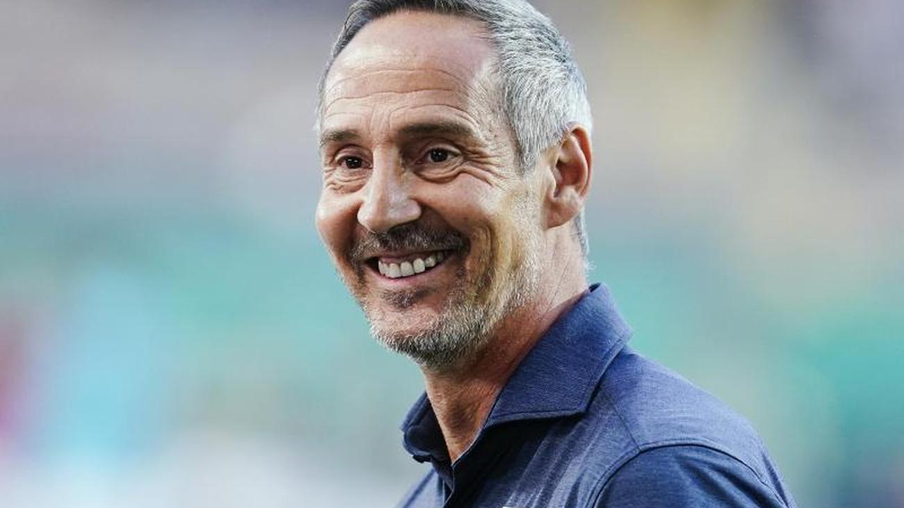 Fußball: Hütter freut sich auf den Ligakrösus Bayern | ZEIT ONLINE