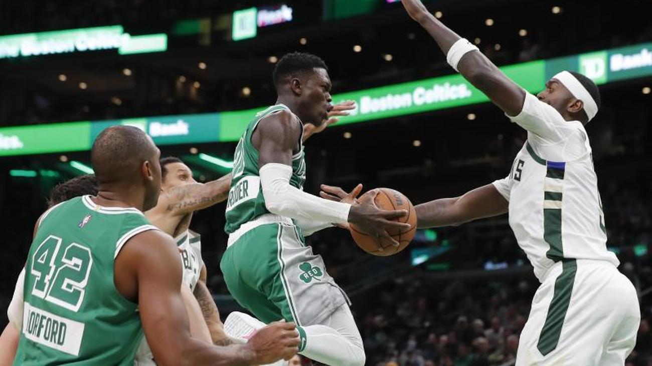 Basketball: Celtics besiegen NBA-Champion - Schröder-Gala mit 38 ...
