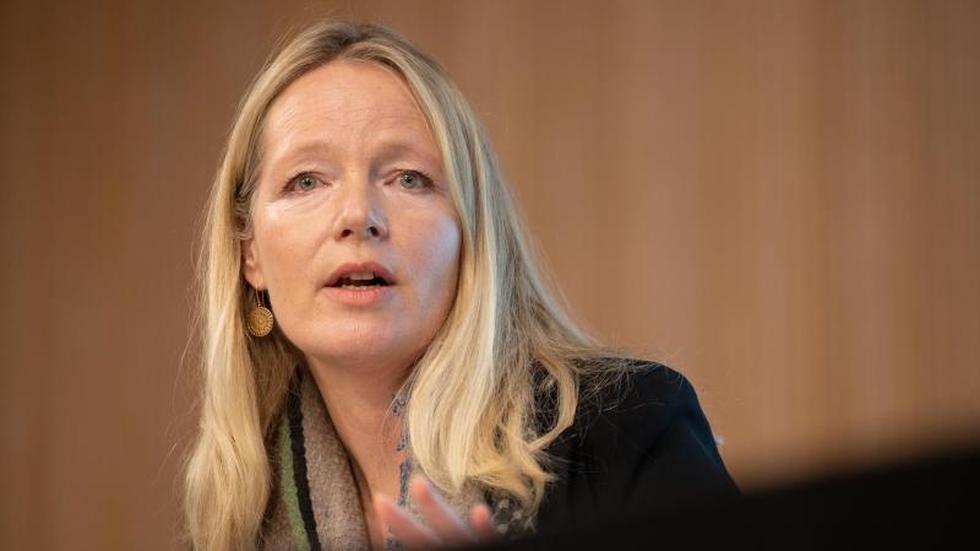 Energie: Umweltministerin Walker kritisiert EU-Vorstoß zu Atomkraft ...