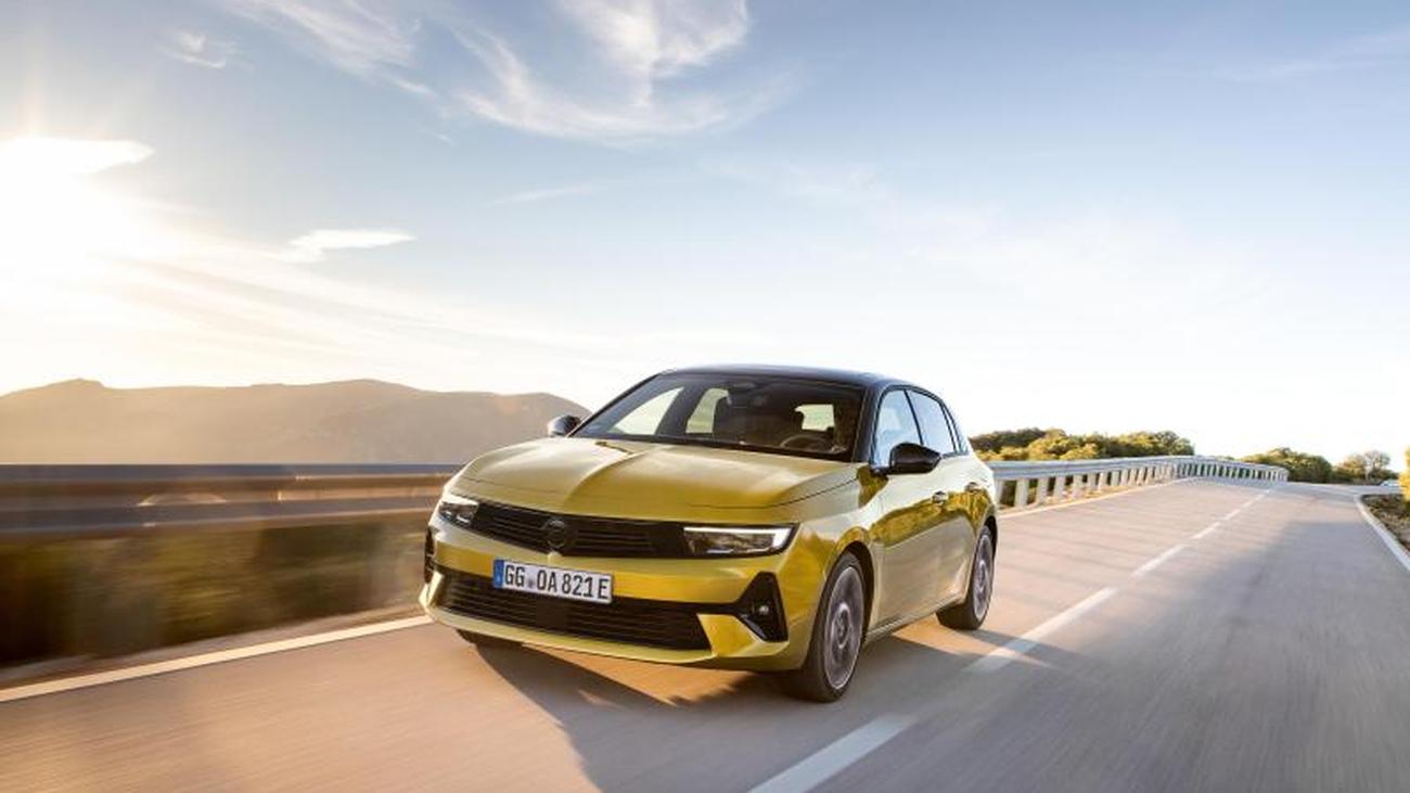 Autotest: Kann es der neue Opel Astra mit dem VW Golf aufnehmen? | DIE ZEIT