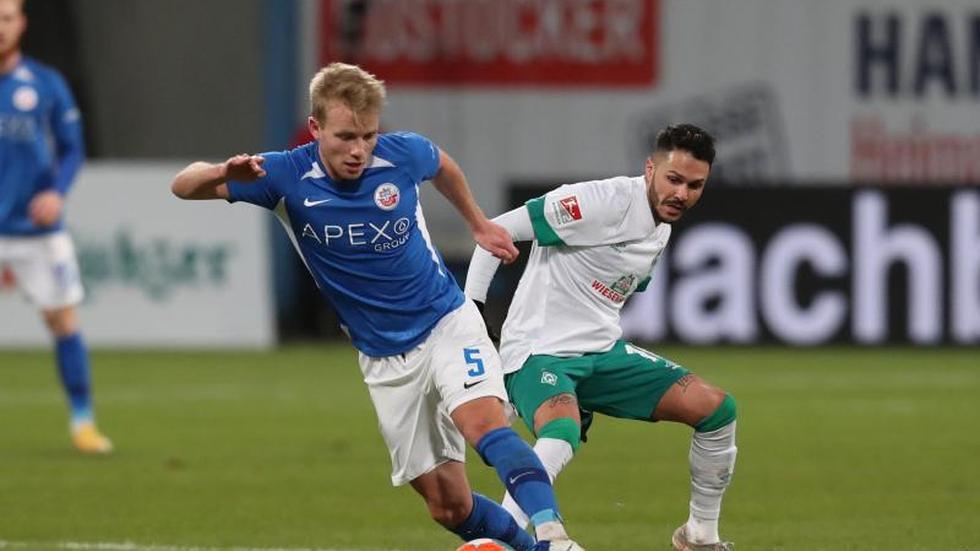 Fußball: Hansa bangt um Einsatz von Rhein: Roßbach fehlt gesperrt ...