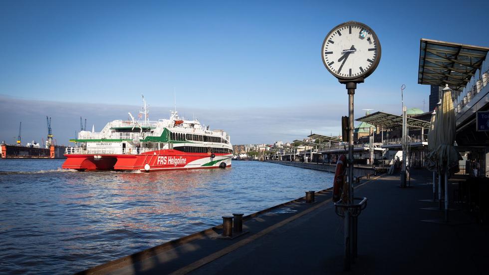 Schifffahrt: Helgoland-Katamaran "Halunder Jet" startet in neue Saison ...