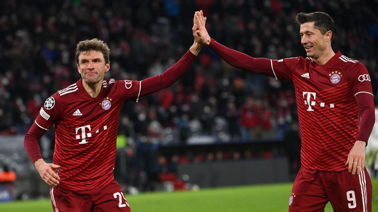 Pandemie: Bayerischer Fußball-Verband begrüßt Corona-Lockerungen | ZEIT ... Pandemie: Bayerischer Fußball-Verband begrüßt Corona-Lockerungen | ZEIT ...