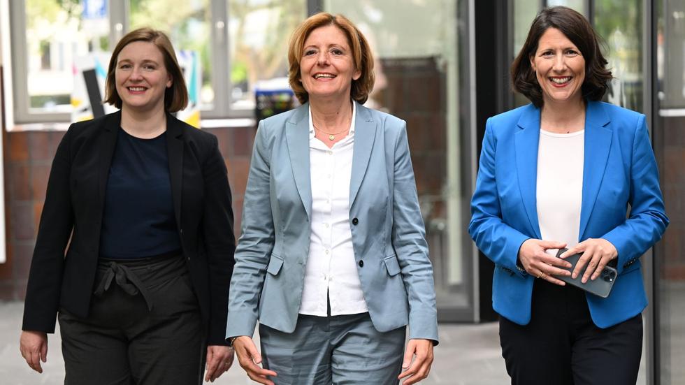 Landesregierung: Ampel-Regierung zieht positive Bilanz nach einem Jahr ... Landesregierung: Ampel-Regierung zieht positive Bilanz nach einem Jahr ...