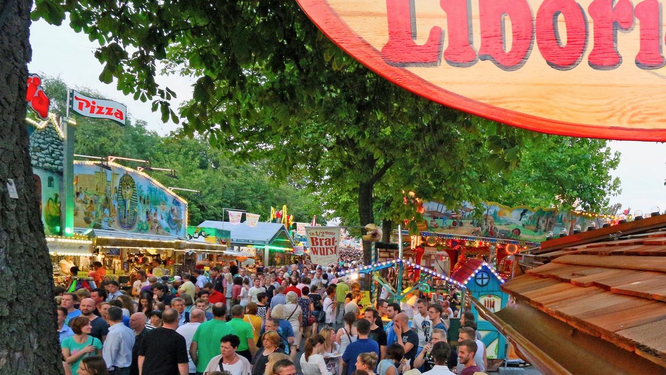 Brauchtum: 1,5 Millionen Besucher bei Libori in Ostwestfalen | DIE ZEIT