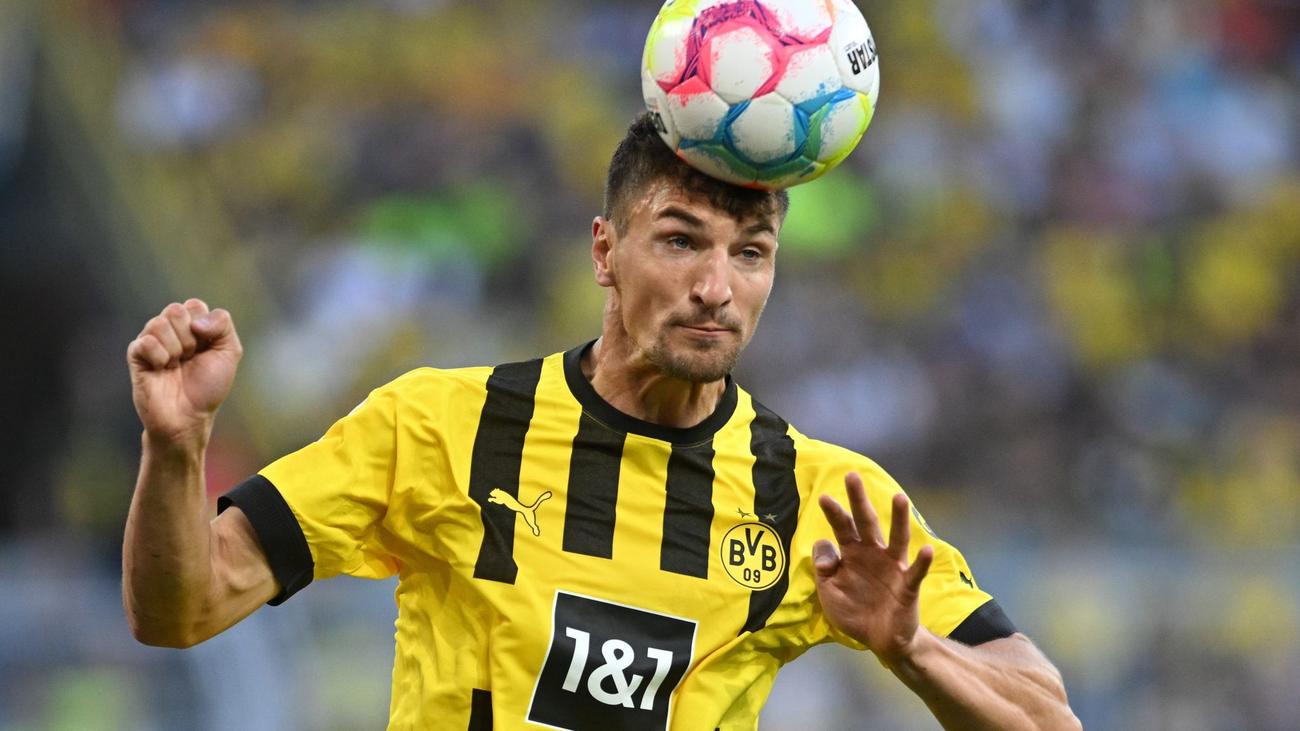 Bundesliga: "Bild": Abwehrspieler Meunier will BVB verlassen | DIE ZEIT