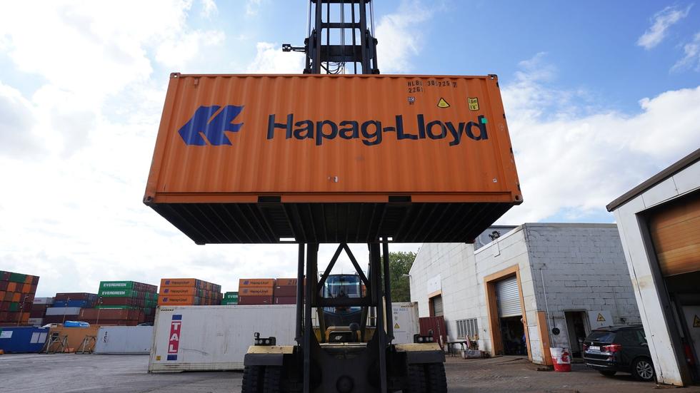 Containerreederei: Hapag-Lloyd führt 2023 flottenweites Container ...