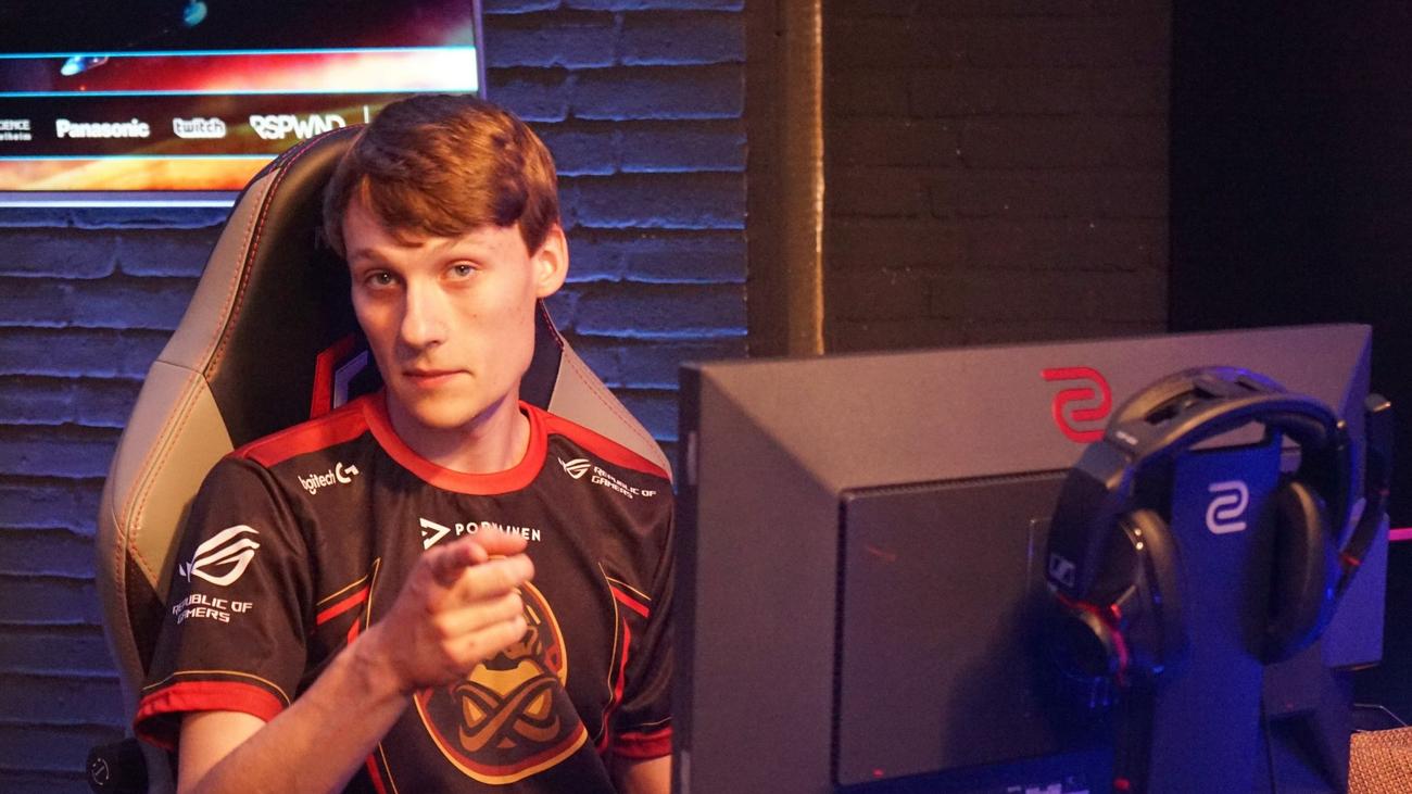 Mit Kuchen : Serral gewinnt erstmals Starcraft-2-Turnier TSL 9 | DIE ZEIT