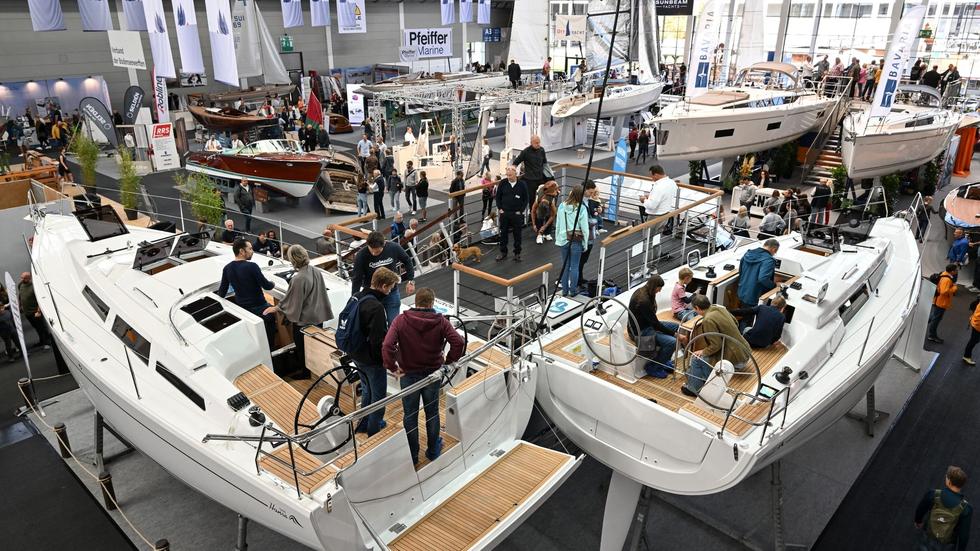 Schifffahrt: Solar-Segel und Elektroboote - Messe Interboot gestartet ...