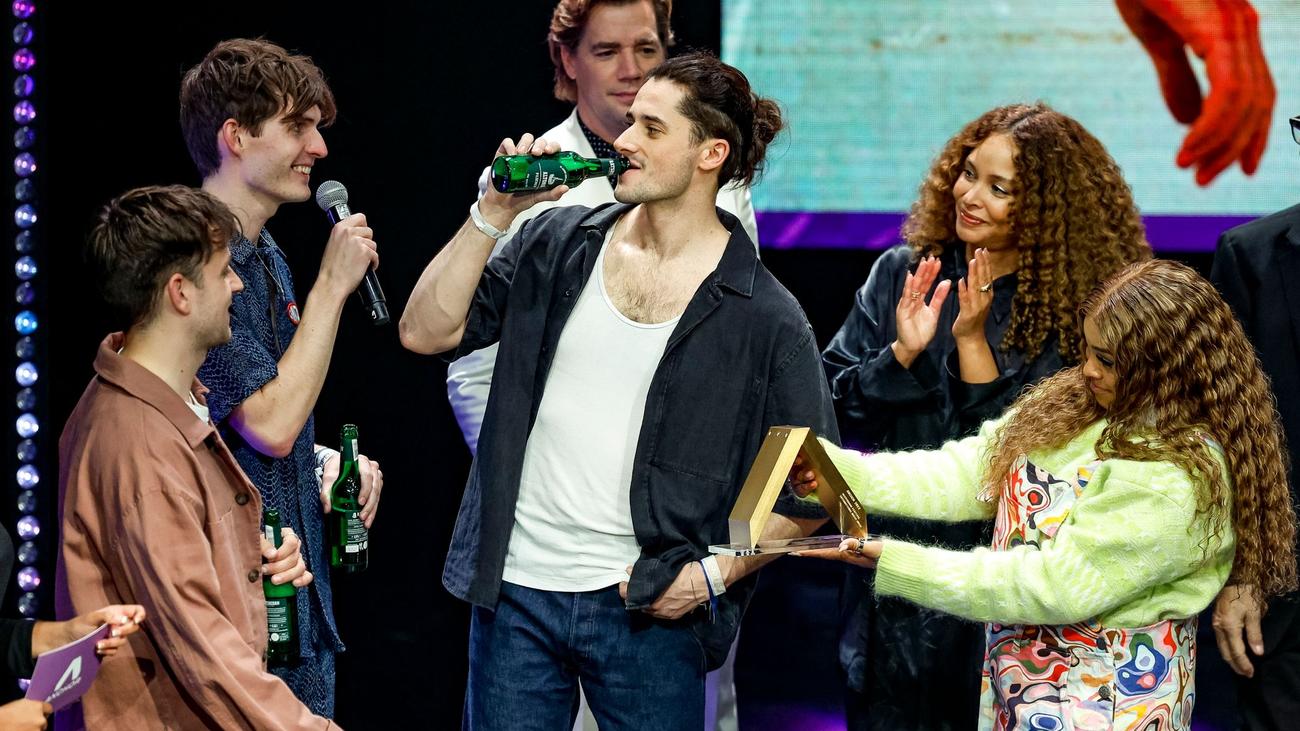 Hamburg: Cassia gewinnen Newcomer-Award des Reeperbahn-Festivals | DIE ZEIT