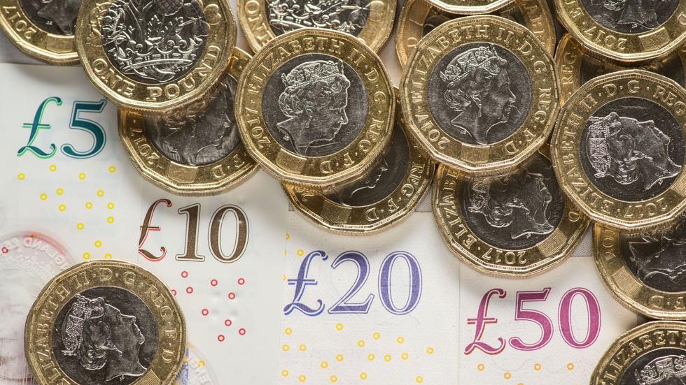 Währung: Britisches Pfund fällt auf Rekordtief | ZEIT ONLINE