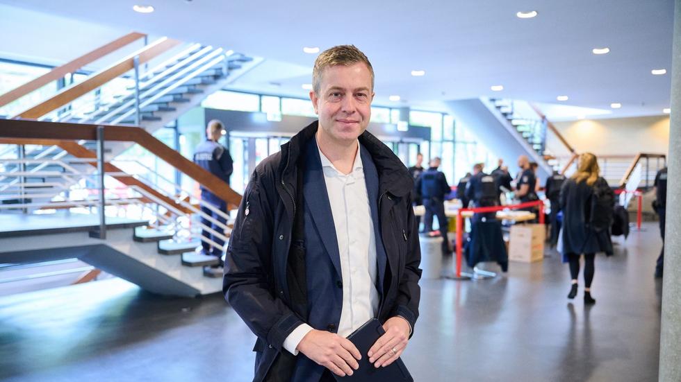 Wahlchaos: CDU-Generalsekretär fordert Rücktritt von Senator Geisel ...