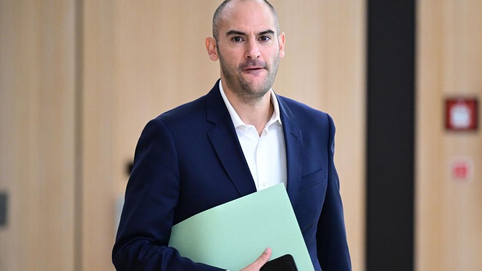 USA-Besuch: Bayaz spricht sich für Bildungs-Grundeinkommen aus | ZEIT ...