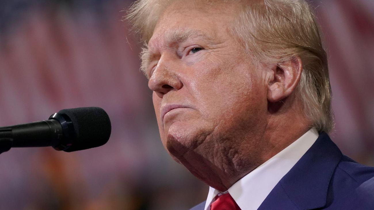 Früherer US-Präsident: Geheimdokumente: Trump schaltet Supreme Court ... Früherer US-Präsident: Geheimdokumente: Trump schaltet Supreme Court ...