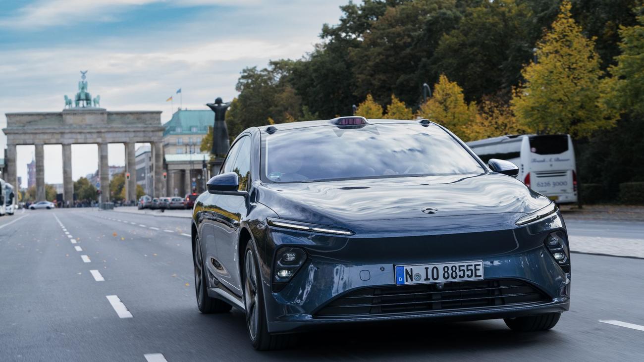 Tesla-Konkurrenz : Nio launcht Luxuslimousine ET7 als Abo-Auto | ZEIT ...