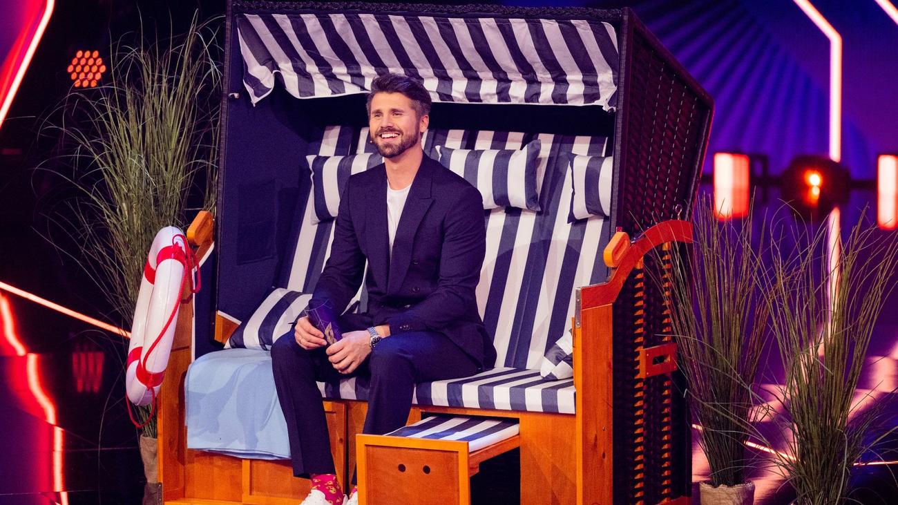 Leute: Thore Schölermann zum Leben mit Baby: Pizza gehört dazu | ZEIT ...