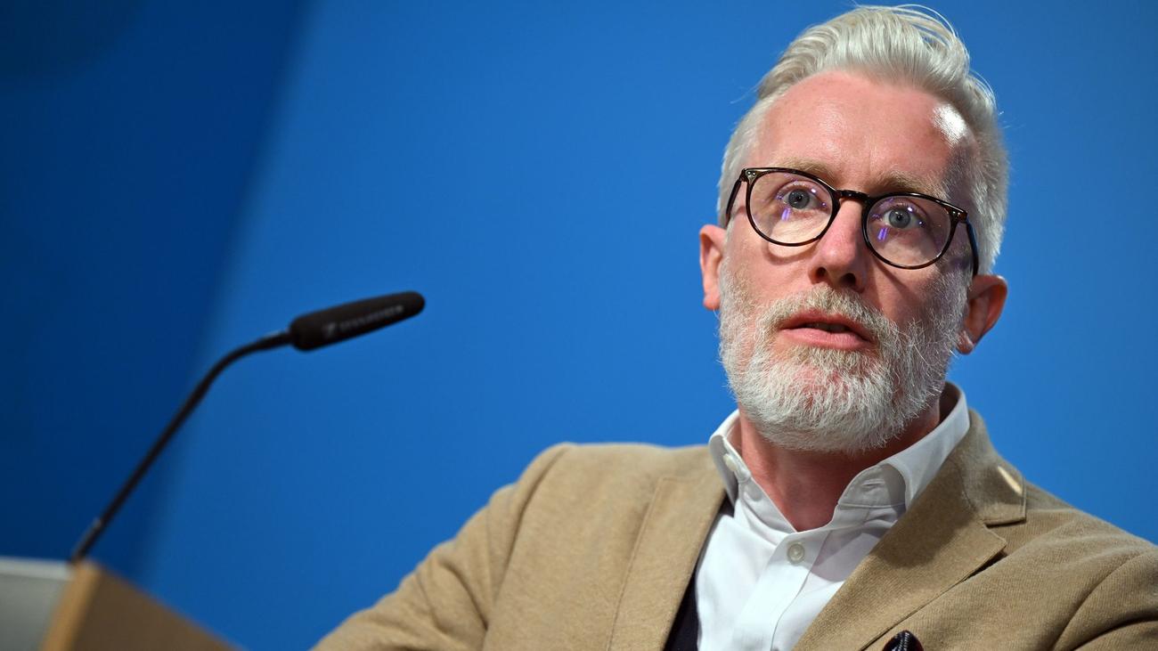 Finanzierung: Hoff will laufende Theaterverträge bis 2032 fortschreiben ...