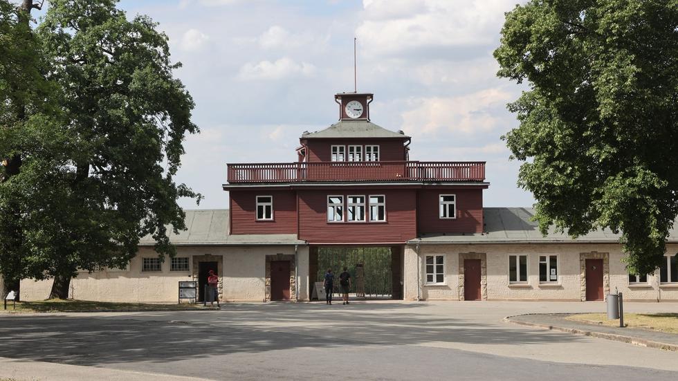 Geschichte: Weimar ernennt sechs Buchenwald-Überlebende zu Ehrenbürgern ...