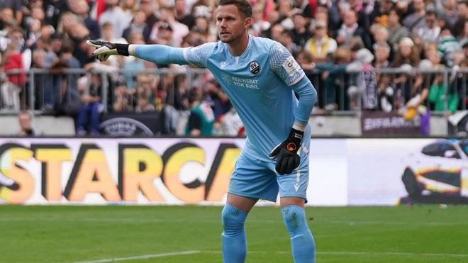 2. Bundesliga: Bericht: Liverpool an Sandhausen-Torwart Drewes ...